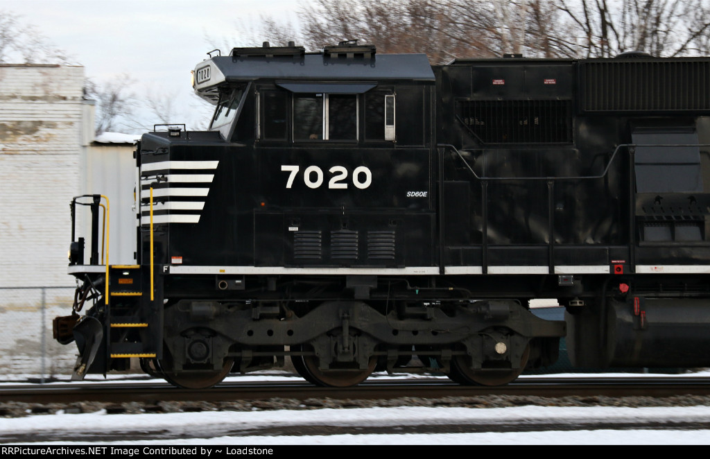 NS 7020